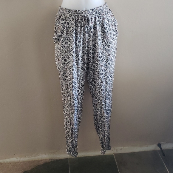 Full Tilt | Pants & Jumpsuits | Full Tilt Batik Ray Jogger | Poshmark